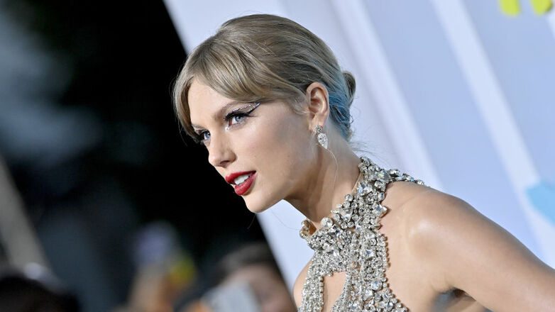 Dit zijn de beste celebrity make-up artists om te volgen voor de beste ...